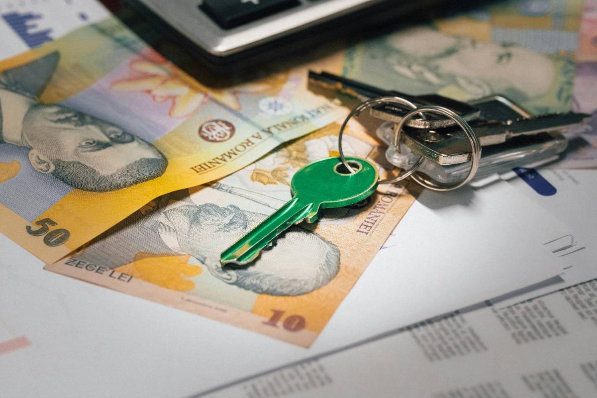 5 Key Differences Between Personal and Business Loans | Woodgist 5 Key Differences Between Personal and Business Loans | Woodgist